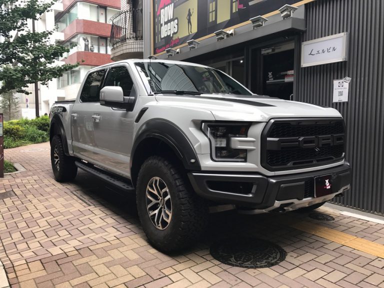 NEW FORD F150 RAPTOR上陸！ | アメ車専門店 エックスローディープス キャデラック・シボレー・ダッジなど新車・中古車の販売